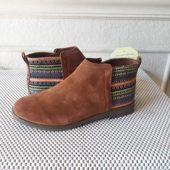 Toms | Shoes | Toms Suede Boots | Poshmark